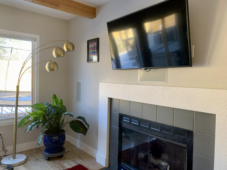 Benjamin Moore Balboa Mist Color Review