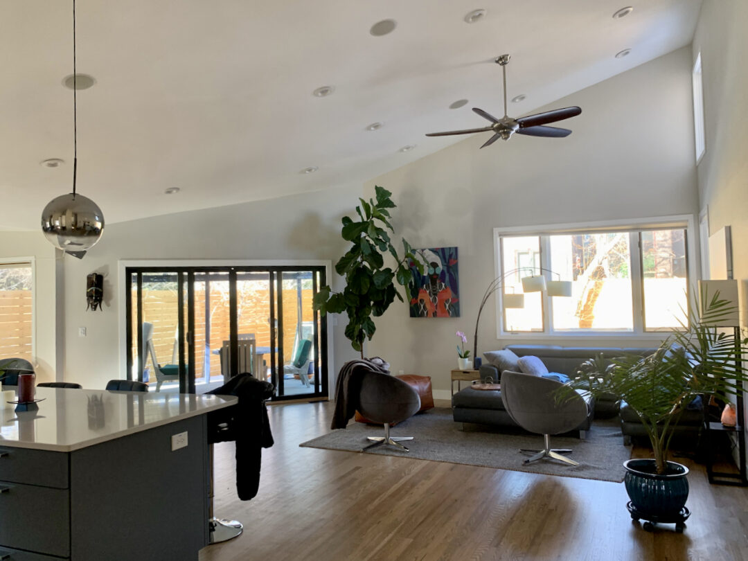 Benjamin Moore Balboa Mist Color Review