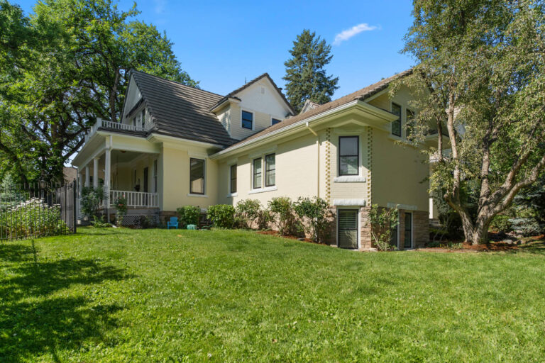 Benjamin Moore Hepplewhite Ivory Review | Color Concierge