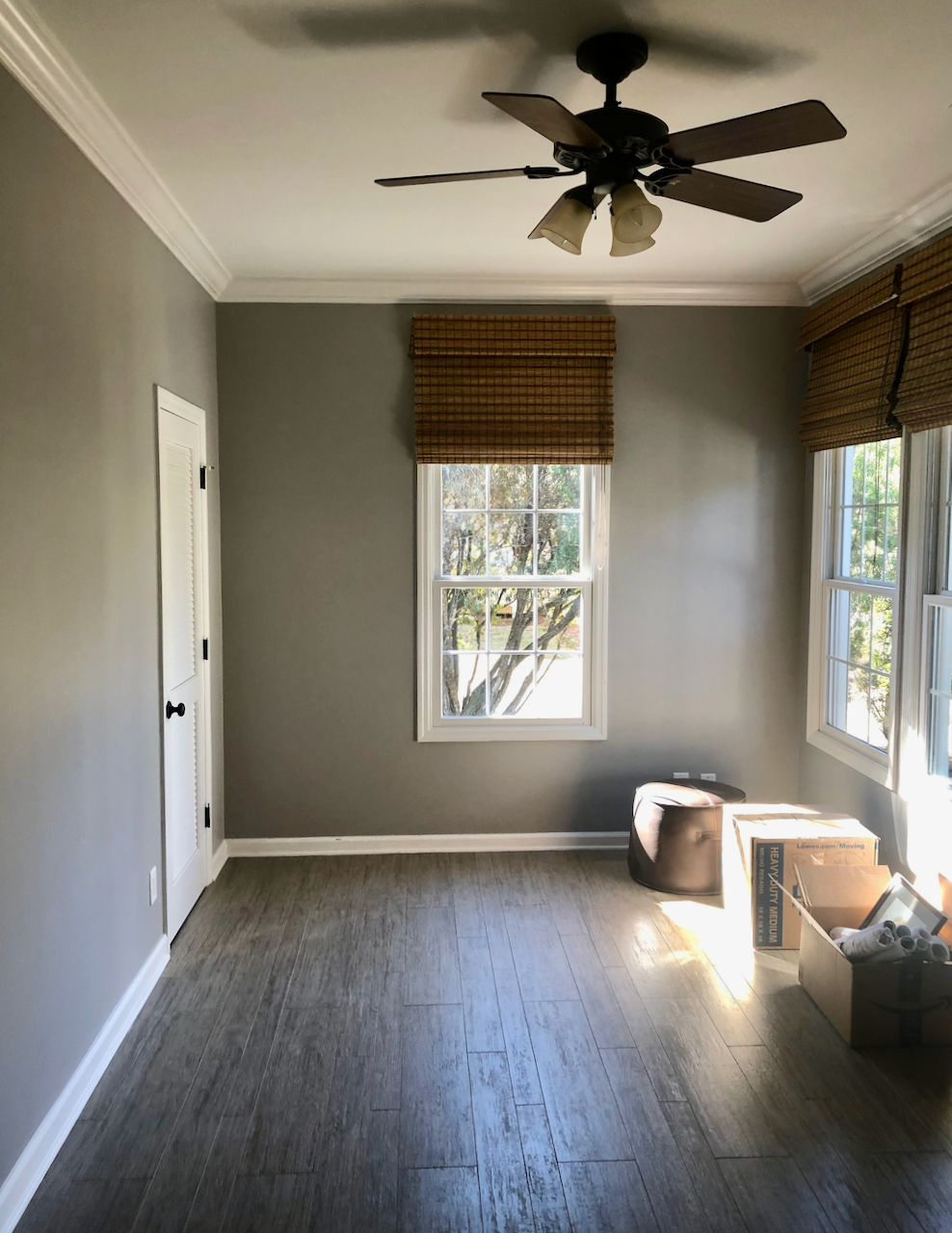 Benjamin Moore Collingwood OC-28 Review | The Color Concierge