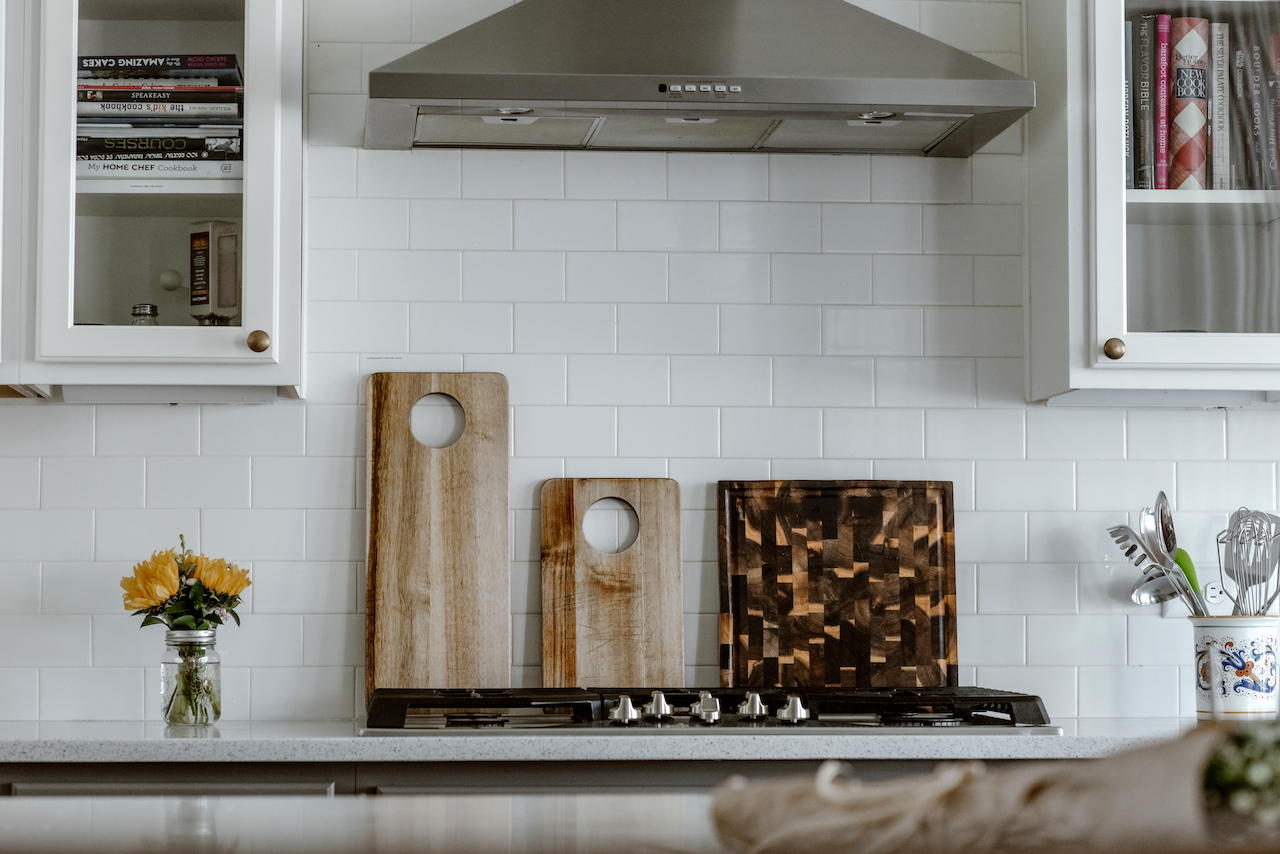 15 Classic Kitchen Design Ideas for New Build Kitchens & Renovations ...