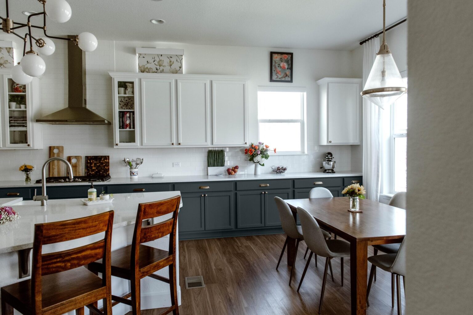 Sherwin-Williams Pure White Color Review | The Color Concierge