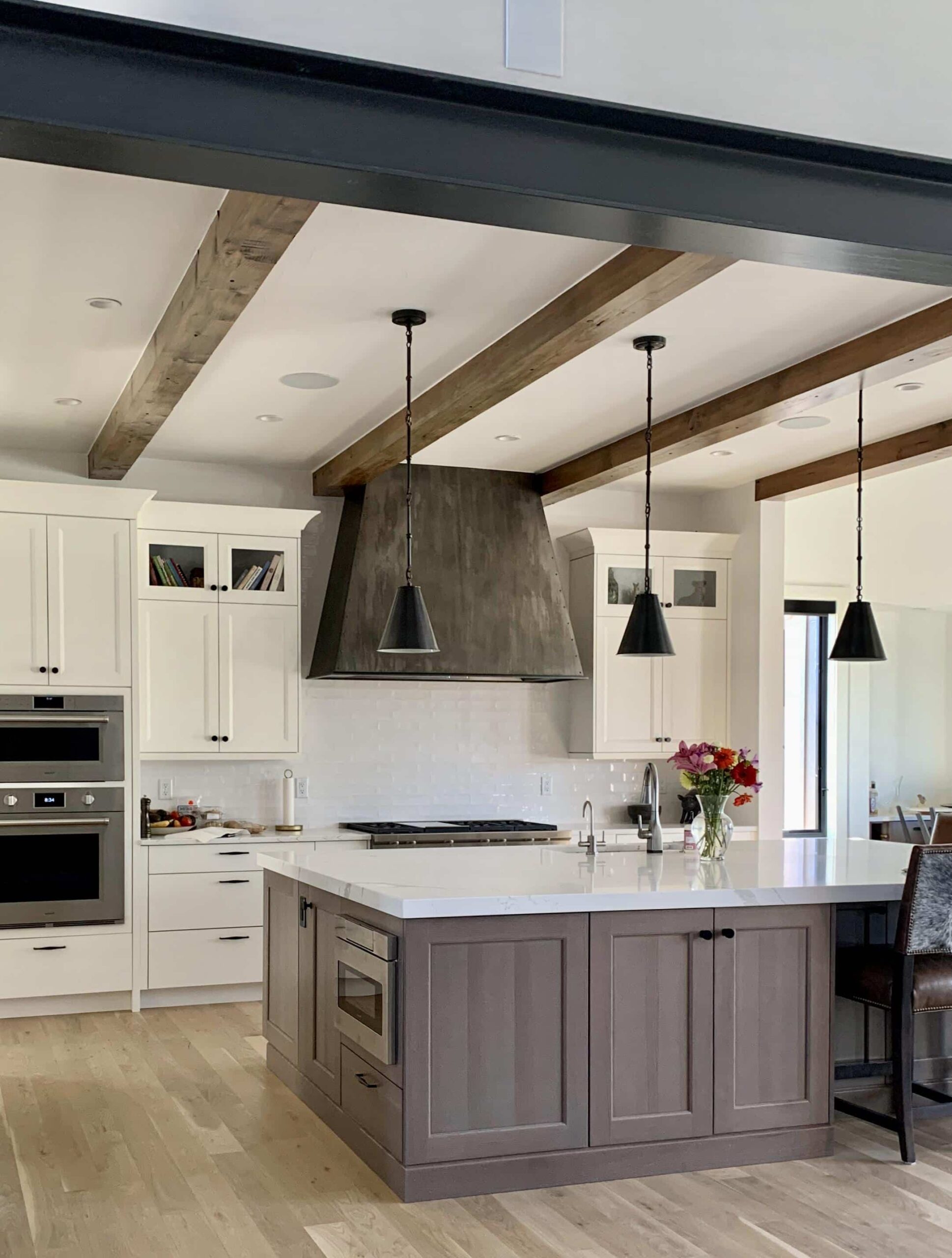 Sherwin-Williams Cheviot (SW 9503) Color Review - Color Concierge