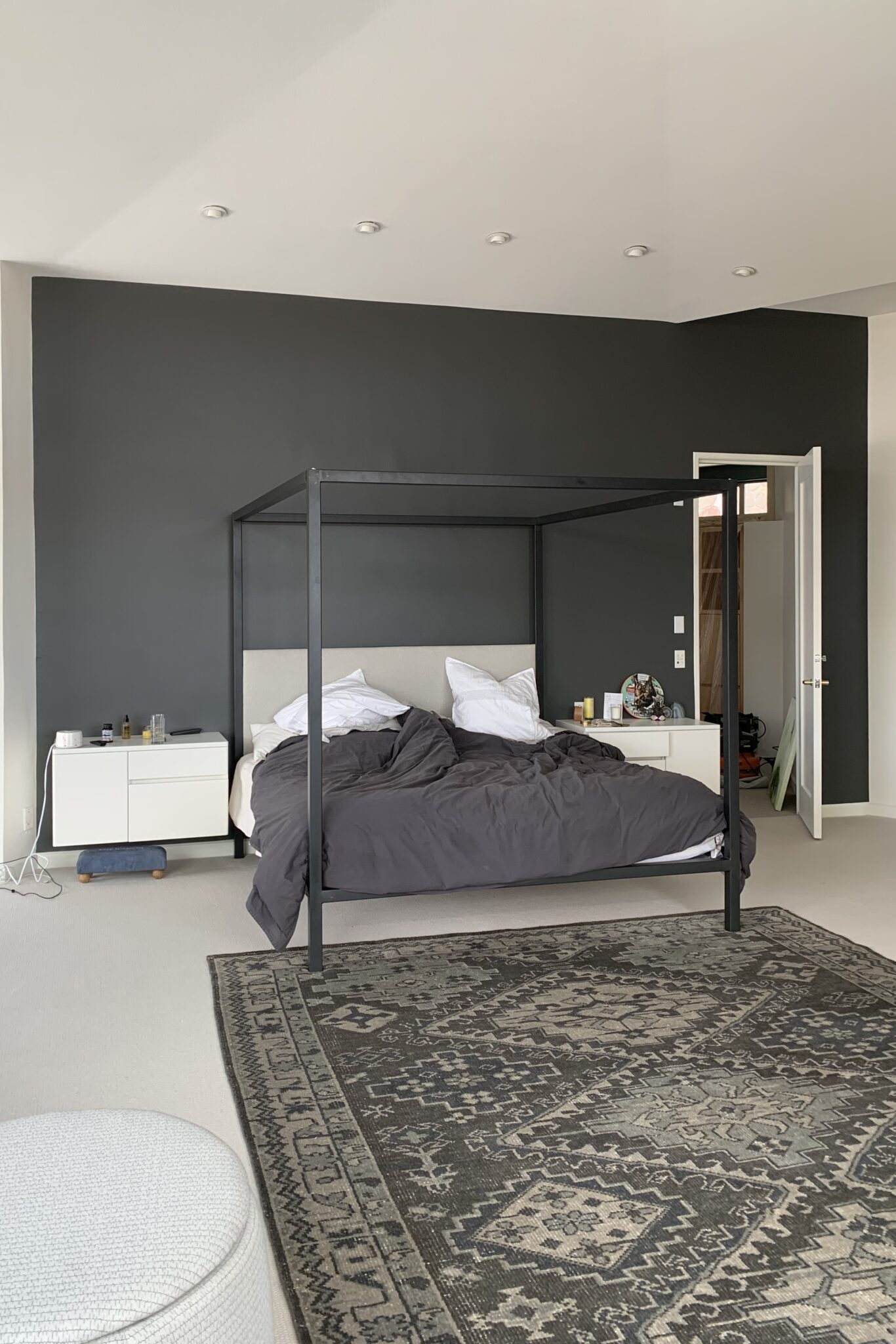 Benjamin Moore Iron Mountain Color Review - Color Concierge