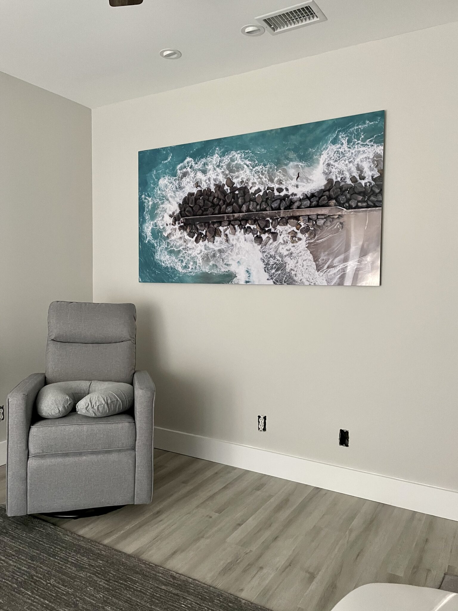 Benjamin Moore Intense White Color Review - Color Concierge