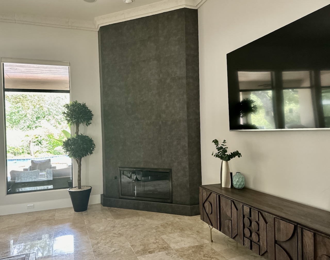 Sherwin-Williams Egret White Color Review - Color Concierge