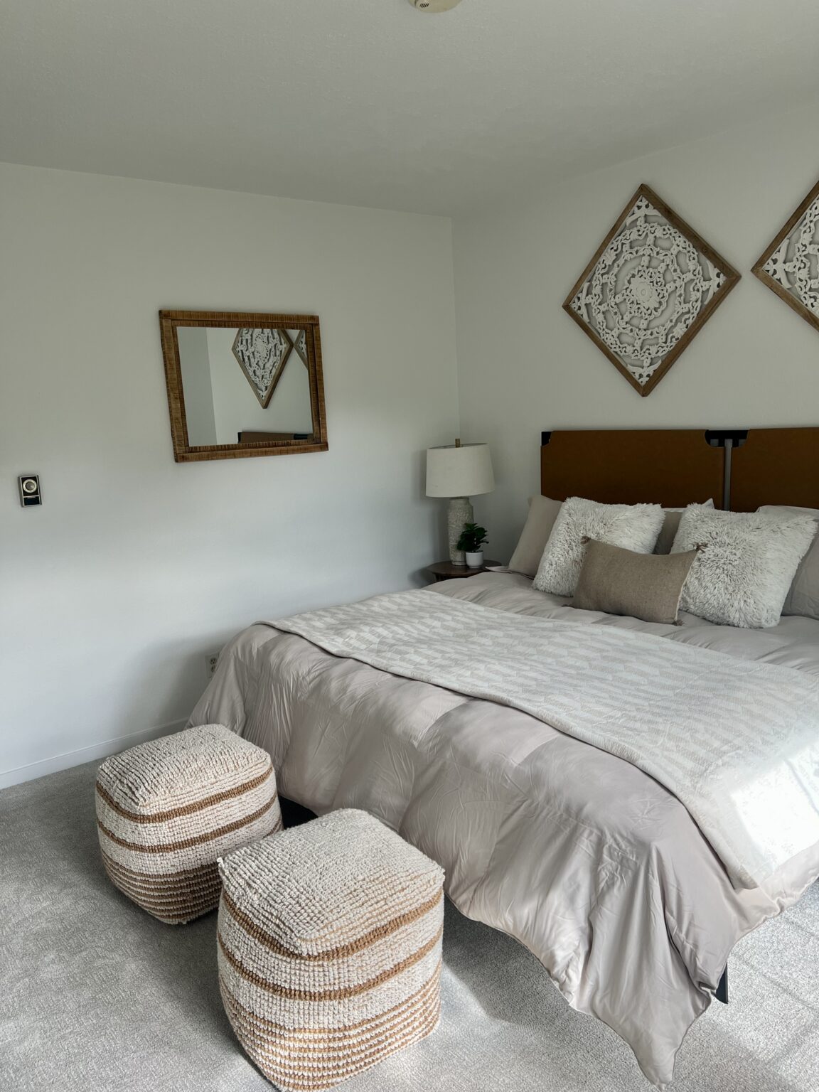 Benjamin Moore Oxford White Color Review - Color Concierge